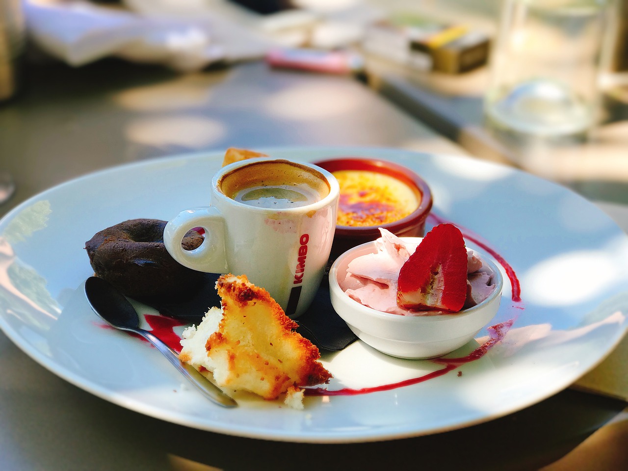Commander au restaurant en France : 12 phrases essentielles avec ...